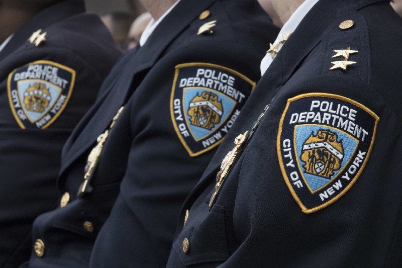 Justice Department says NYPD cops traded bribes for gun licenses ...