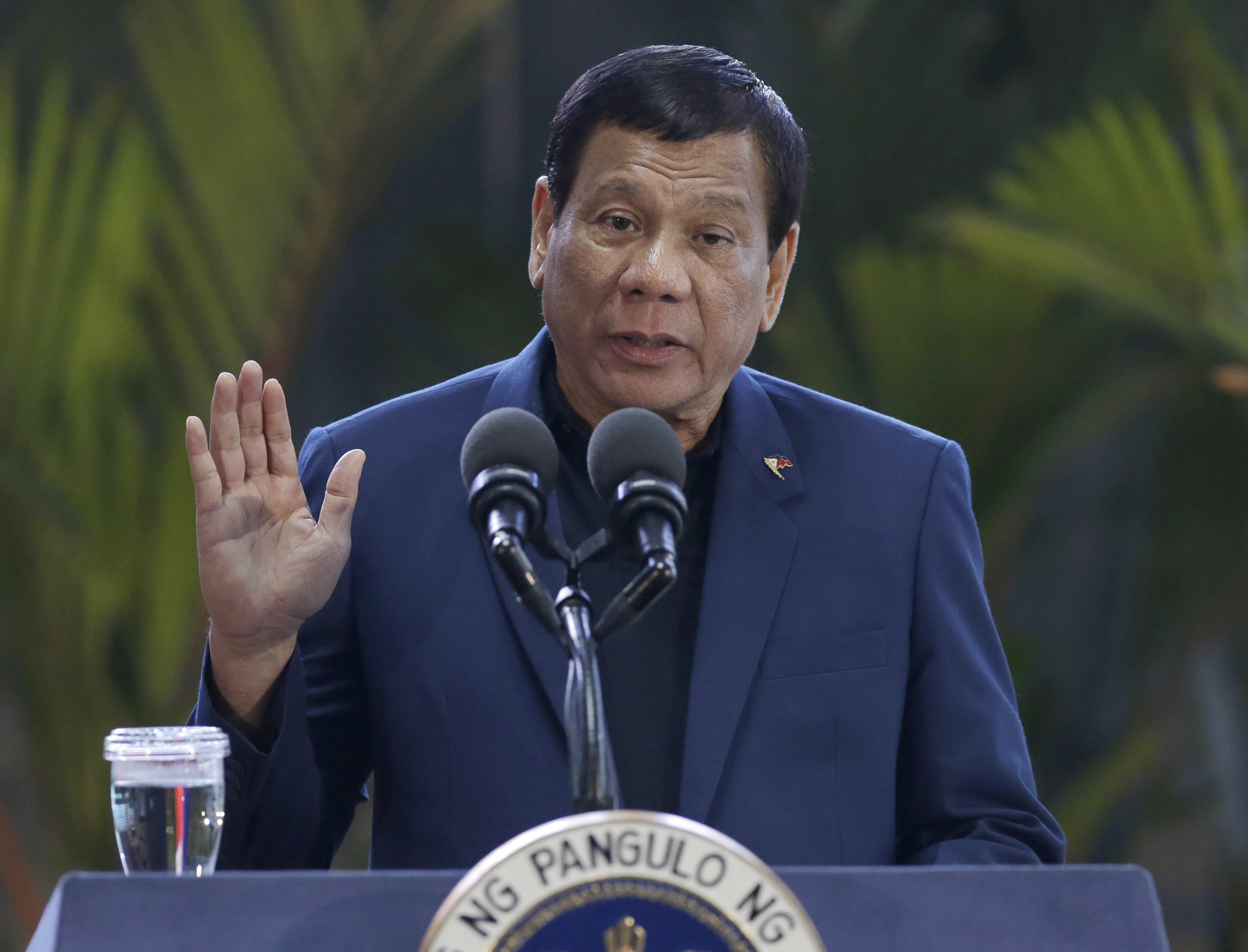 Duterte tells Trump to ‘lay off’ questions about bloody drug war ahead ...